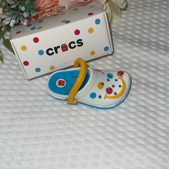 CROCS | Toys | 224 Mcdonalds X Crocs Happy Meal Mini Crocs Key Chain ...